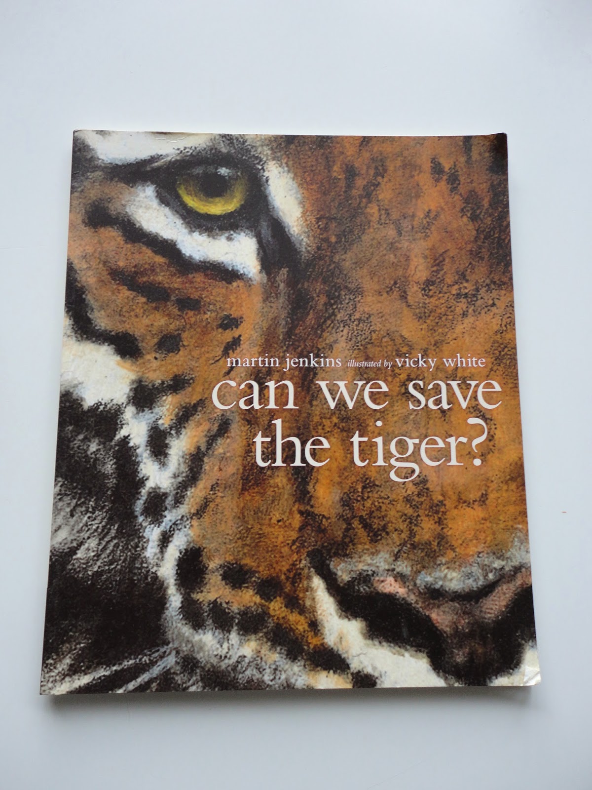 Picture Book Den: Turning Black and White into Colour: Creative ...