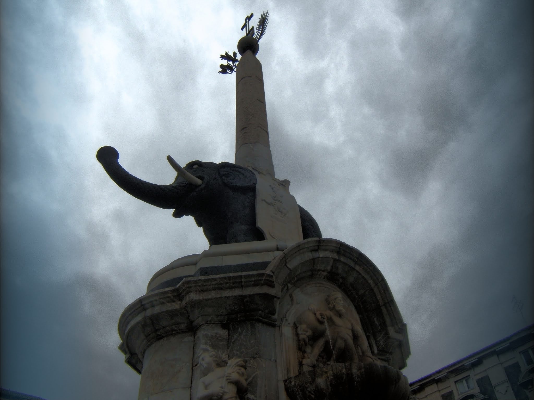 Storia di " U Liotru" simbolo della città di Catania