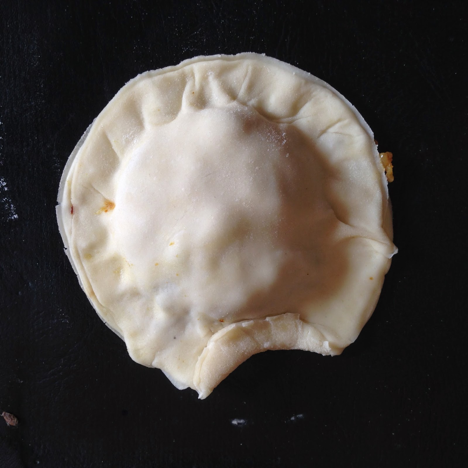 Nila's Cuisine: Irachi Pathiri / Chicken Pathiri