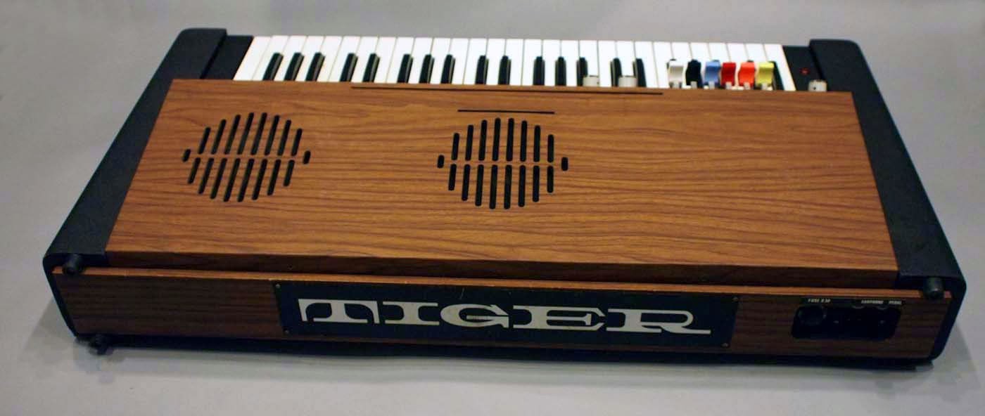 MATRIXSYNTH: Vintage 1969 EKO Tiger keyboard/piano/synthesizer