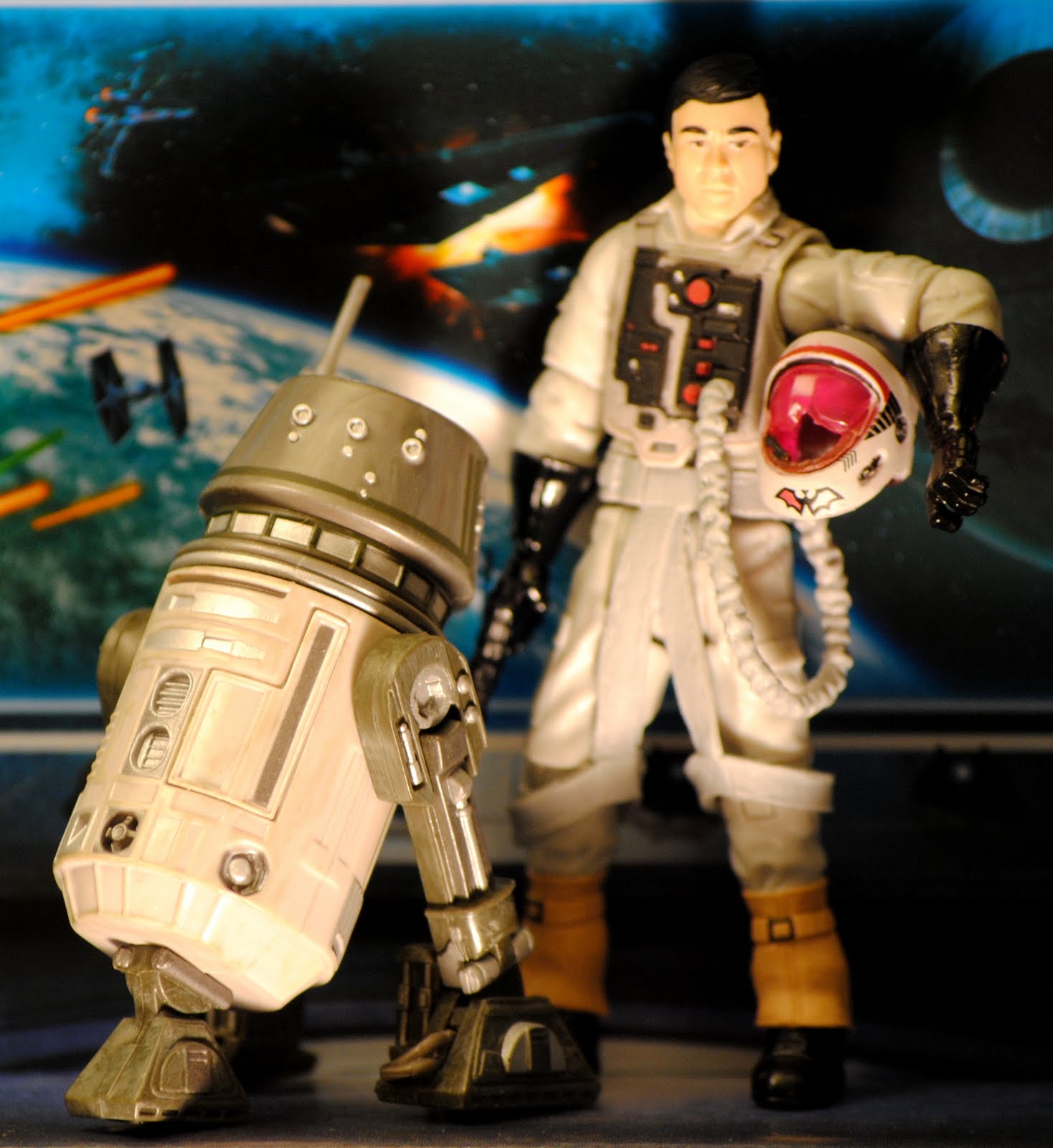 ACTION FIGURE EMPIRE: Wings Over Endor!