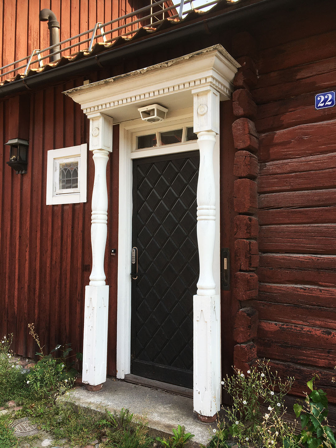 solstrimmor: Vackra portar i stan