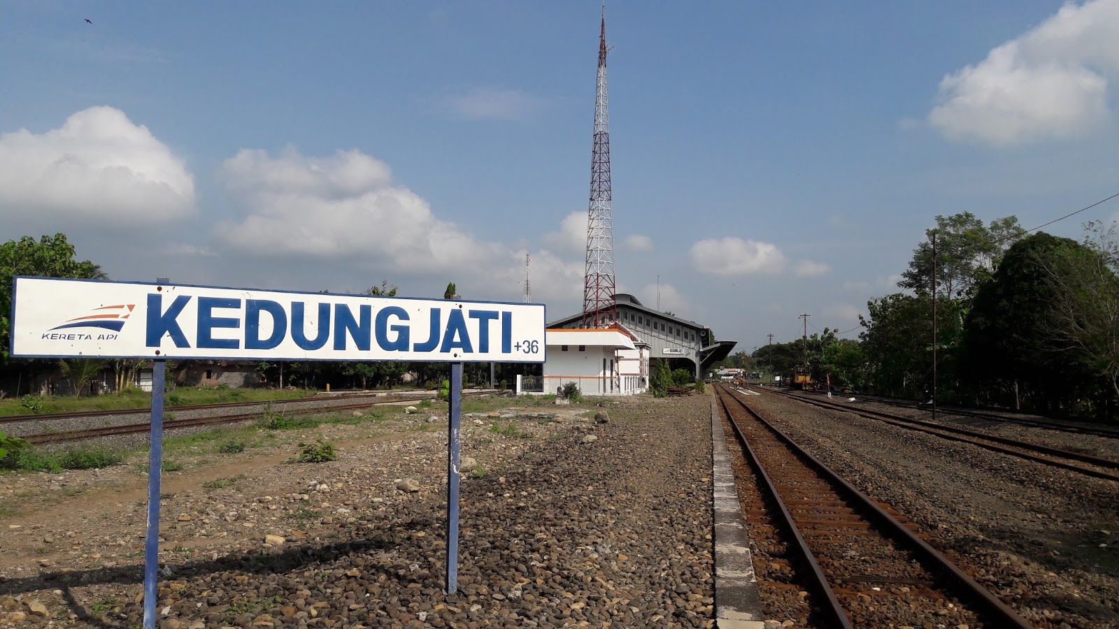 Dokrpi: Stasiun Kedungjati di ketinggian 36 m