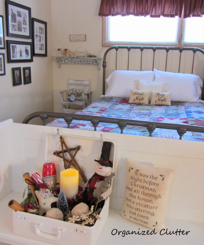 Vintage Christmas House Tour 2013 - Organized Clutter