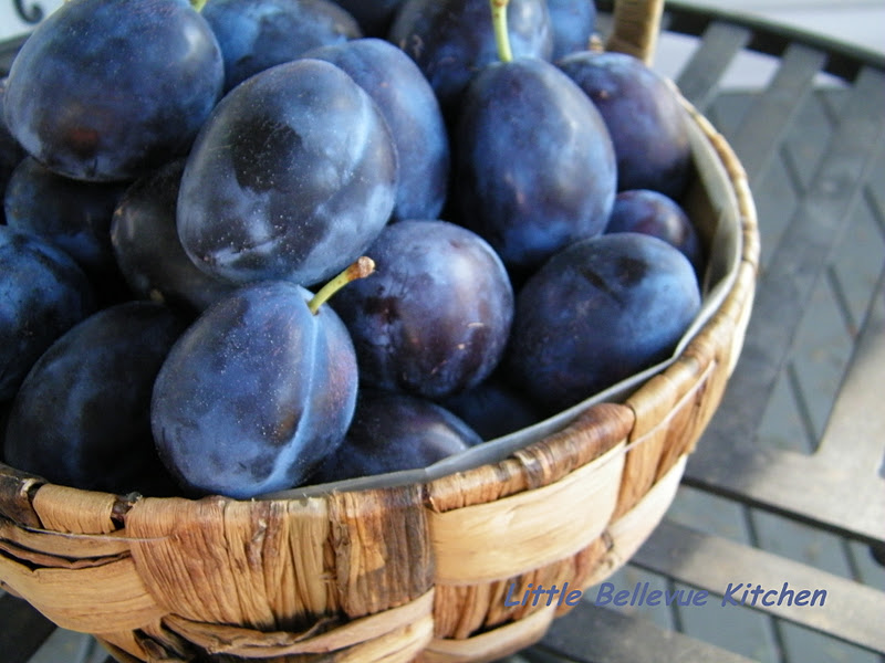 Little Bellevue Kitchen: Italian Plum Jam