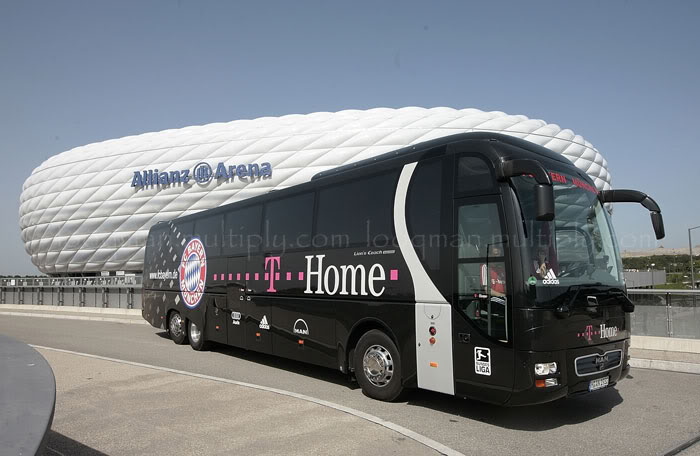 Peep Official Bayern Munich Bus, Hansa Rostock, German national team ...