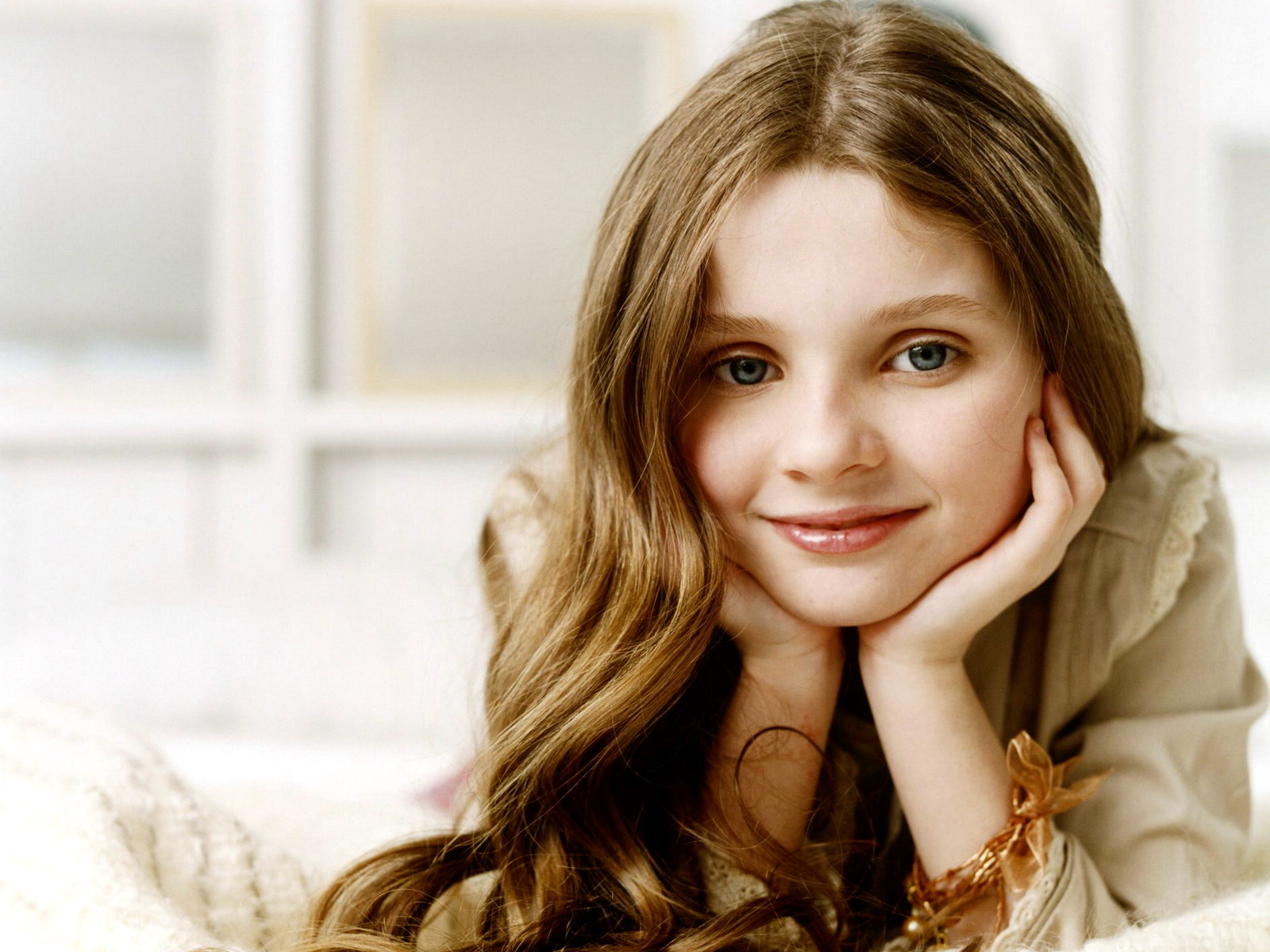 Hollywood All Stars: Abigail Breslin Profile/Photo/Picture