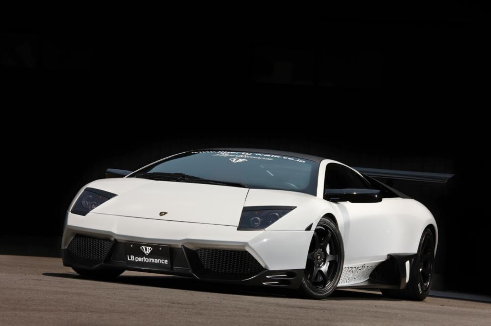 Lamborghini Murcielago by LB Performance