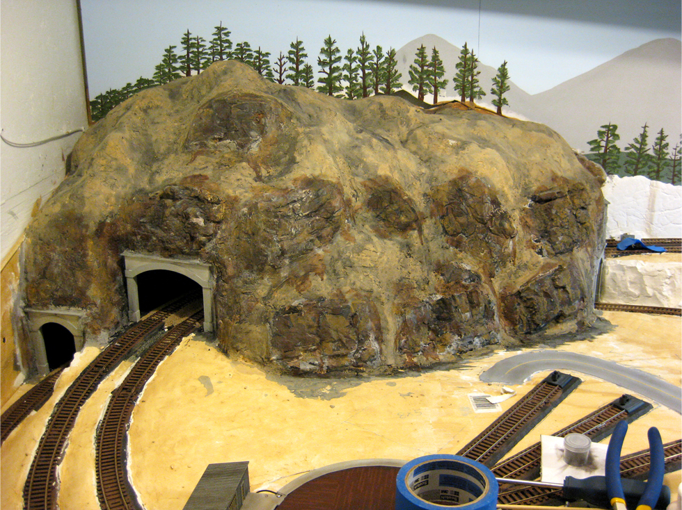 Painting the Terrain - TY'S MODEL RAILROAD