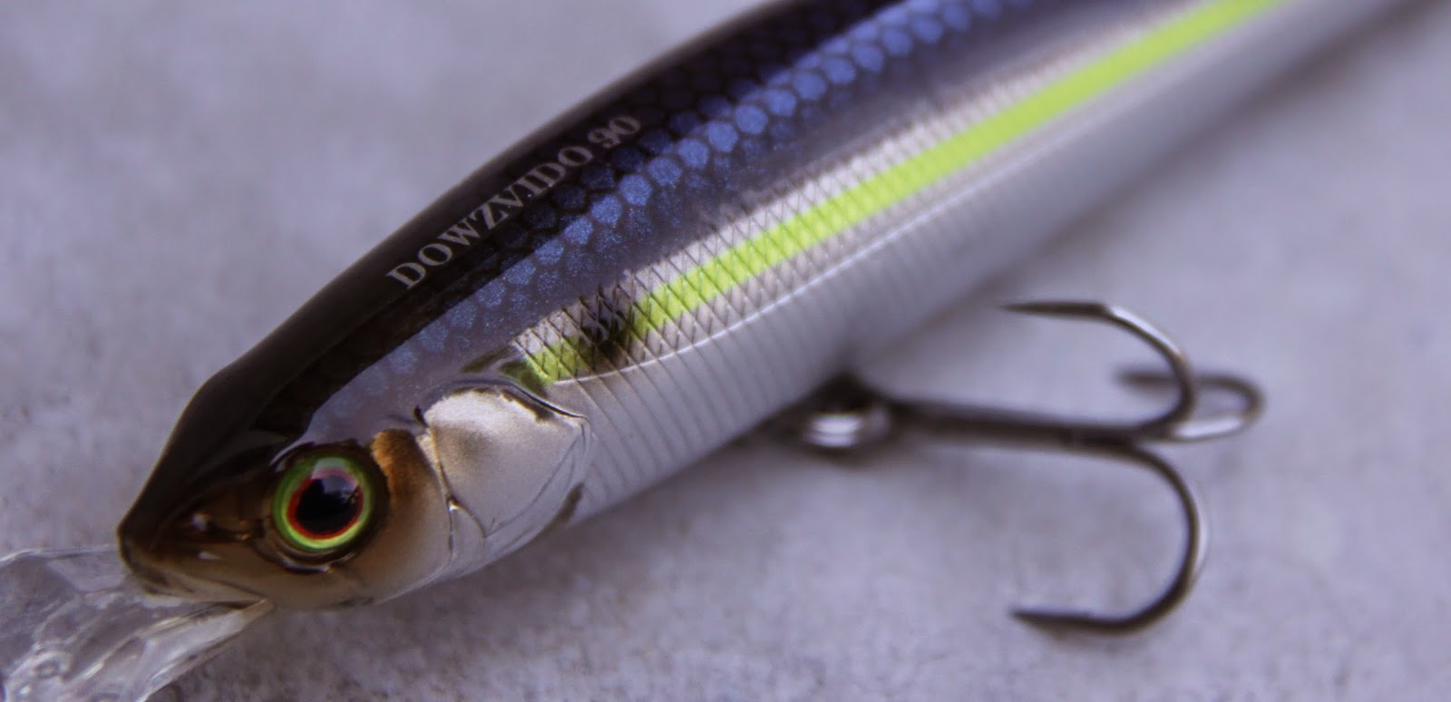 IBASSIN: JACKALL Dowzvido Jerkbait