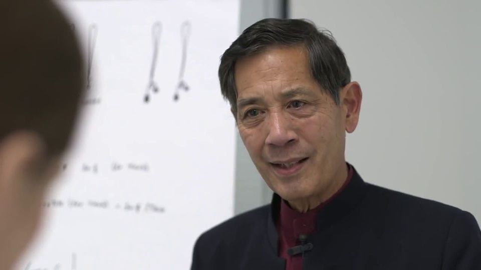 Dr. Sucharit Bhakdi: Η Επιδημία Έχει Τελειώσει Σε Όλη Την Ελλάδα Και Σε ...