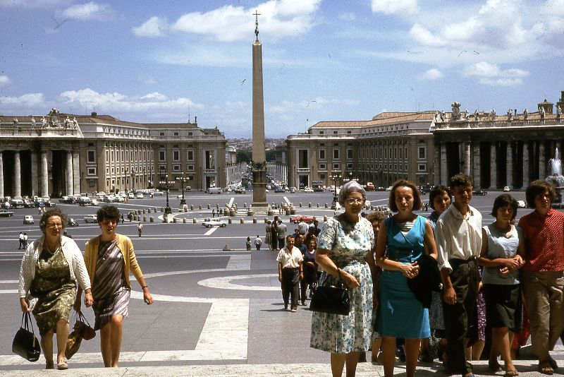 40 Fascinating Photos That Capture Street Scenes of Rome in the Early ...