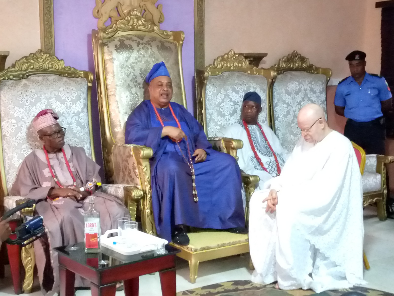 HISTORY AS AKARIGBO OF REMO LAND, OBA BABATUNDE ADEWALE AJAYI INSTALLS ...