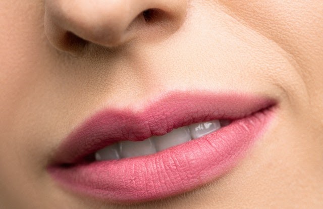 How to Get Rid of Lip Wrinkles: 8 Home Remedies for Wrinkles around Lips