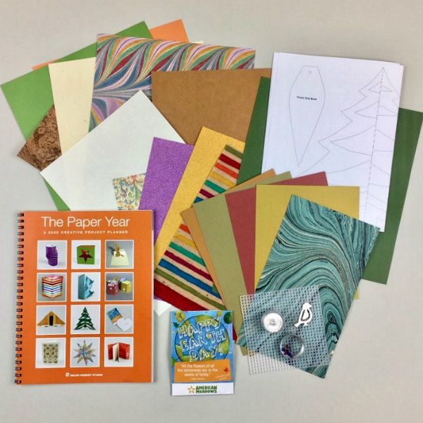 The Paper Year: A Planner, Calendar, and How-To Craft Book