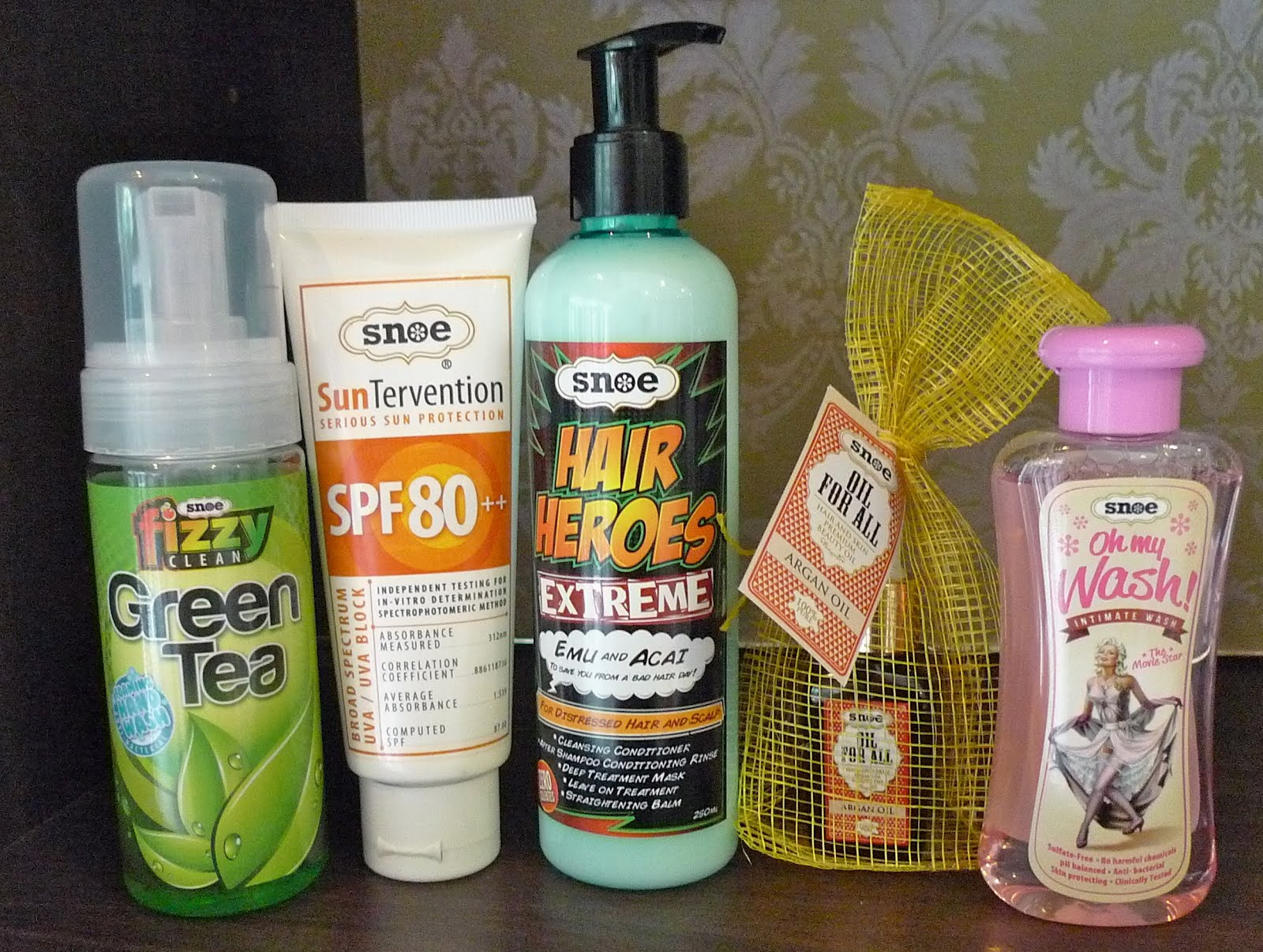 SALUTE TO THE SUN: Snoe Beauty Suntervention Bloggers Convention