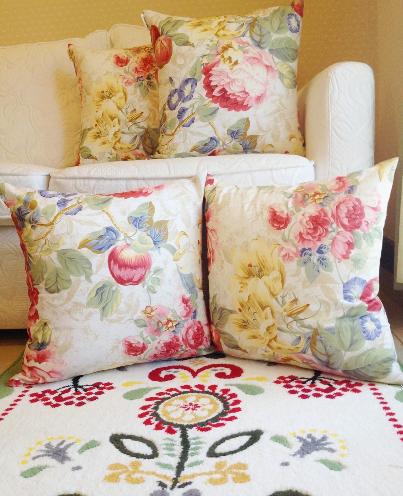 TRAVAmodesty: Rossy Rose