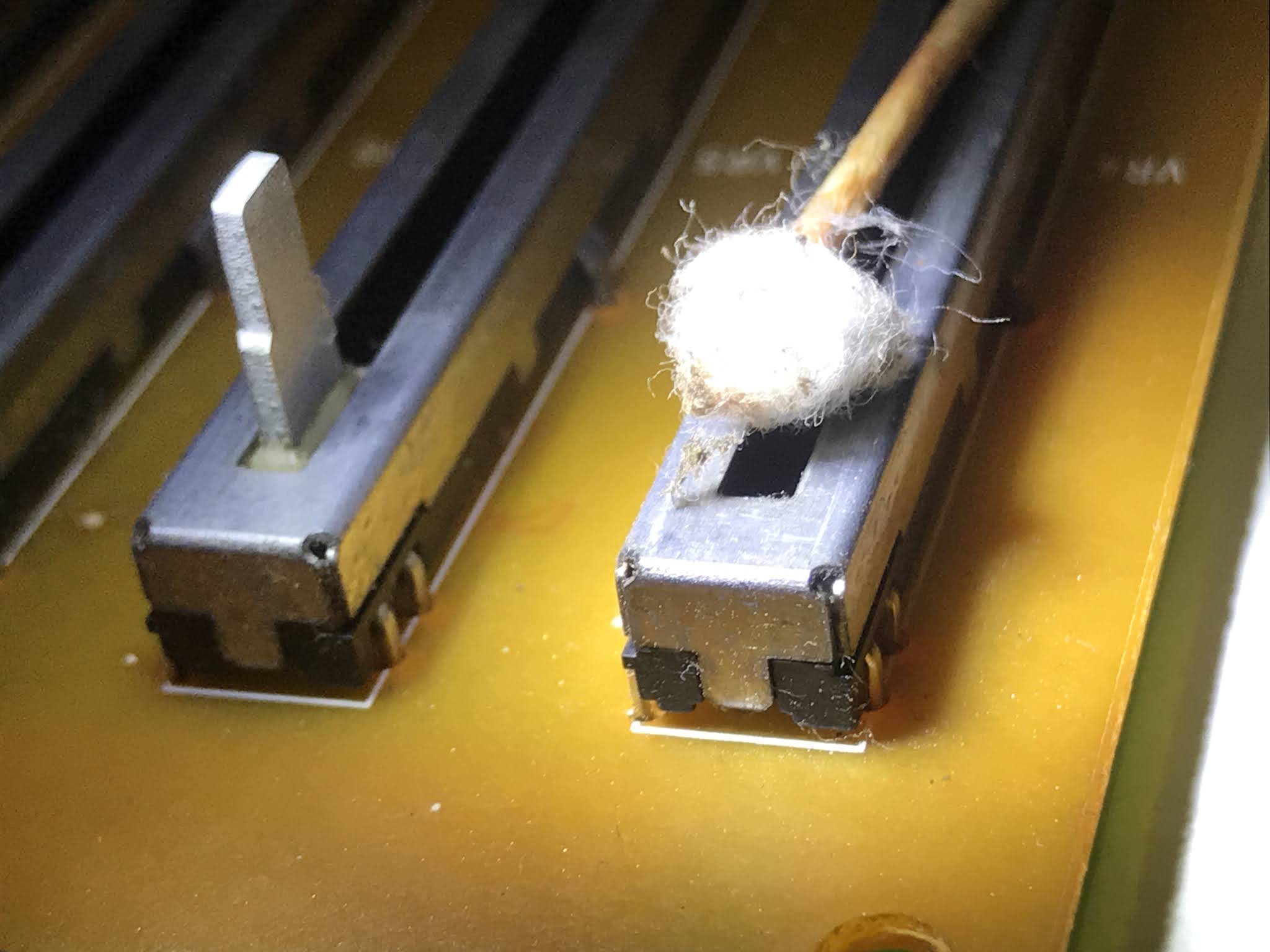 Infrequent Sound [sex.tex] technology: Roland SP-808 Groove Sampler ...