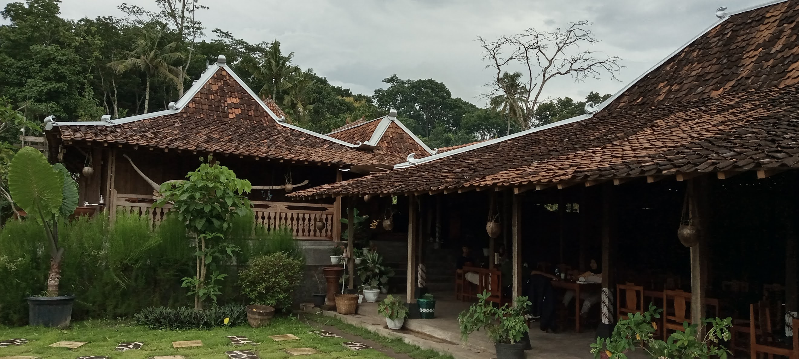 INFO WISATA KE GEOPARK GUNUNG PURBA NGLANGGERAN, WISATA KE CURUG KEDUNG ...