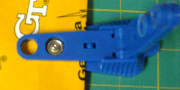 Sid's In Stitches: It's a Snap!