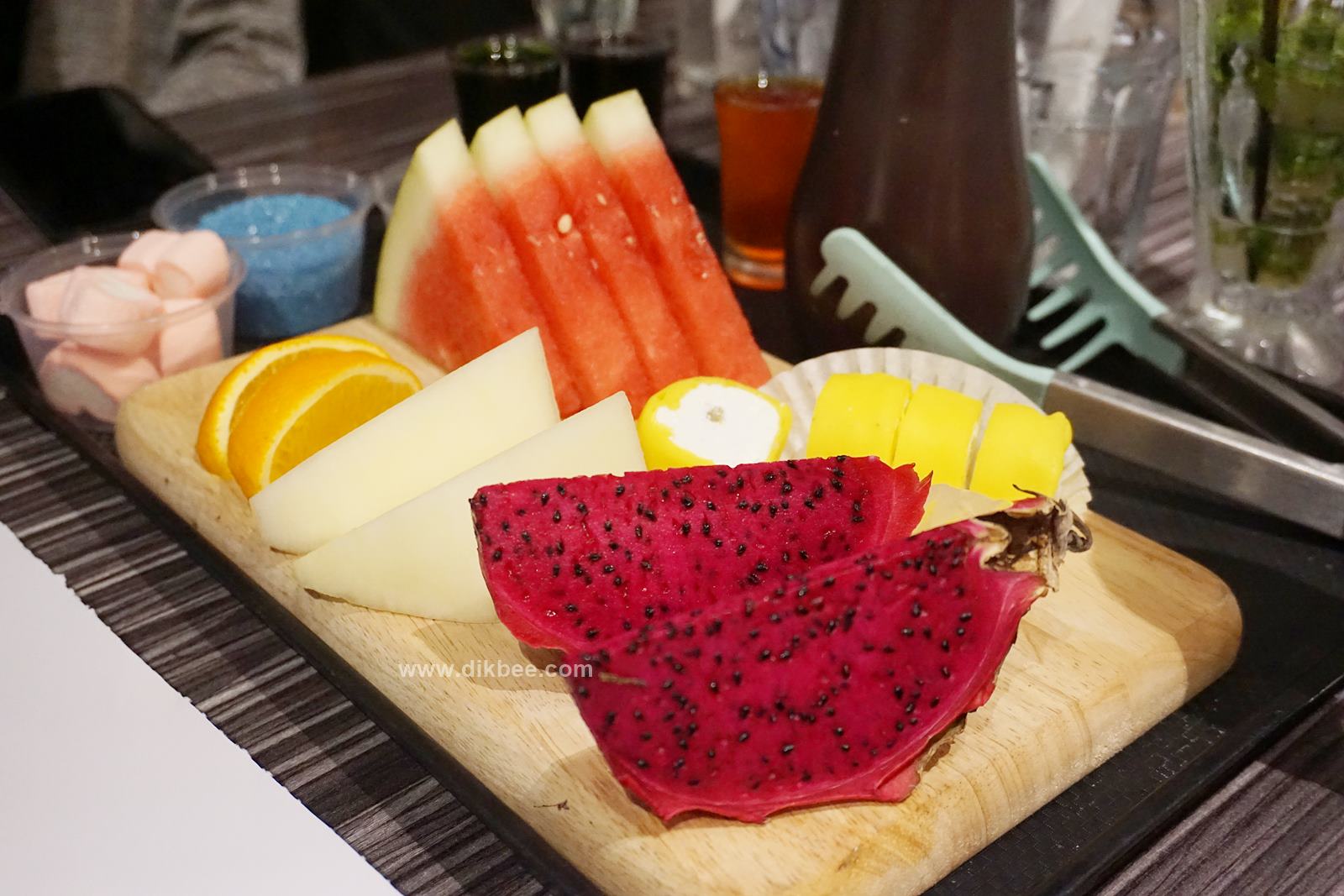 OMBAK KITCHEN : SEAFOOD SHELL OUT BEST DI SHAH ALAM