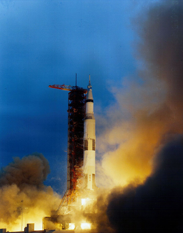 Apollo 9 Timeline: 1969/03/03: Ore 11:00 in Florida, le 17:00 in Italia ...