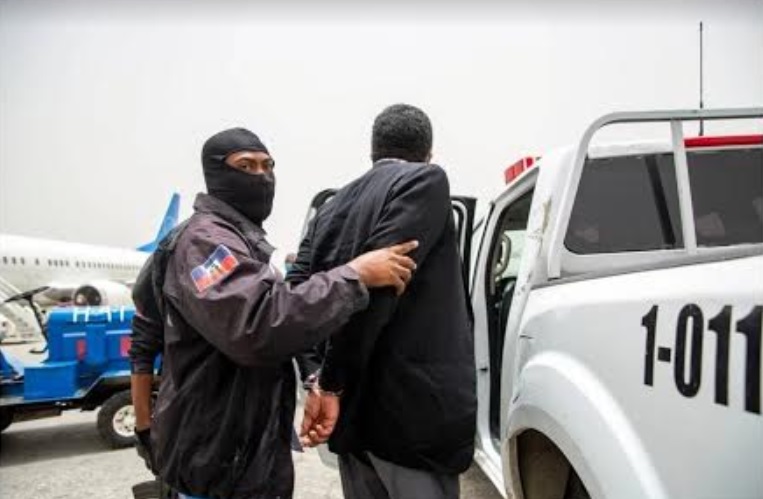 HAITI CONNEXION CULTURE: Emmanuel "Toto" Constant est de retour en ...