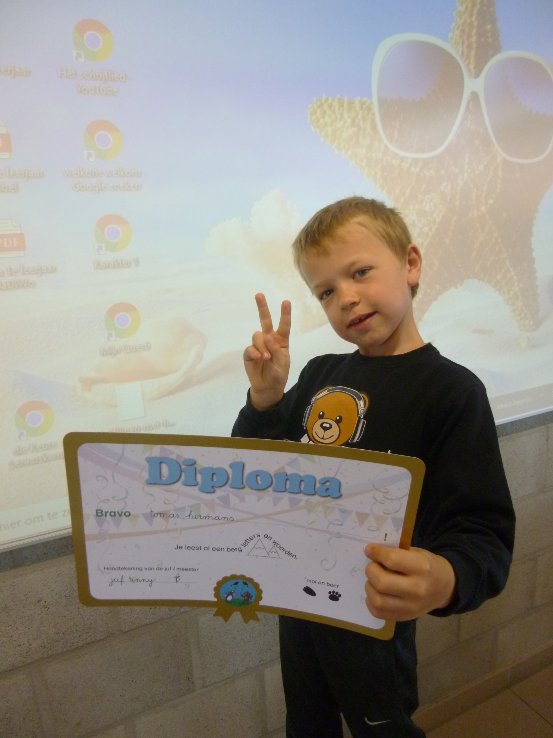 't Steltje eerste leerjaar A: EEN LEESDIPLOMA VAN MOL EN BEER ... DAT ...