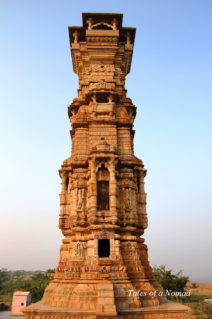Tales Of A Nomad: Chittorgarh: The Historical Fort