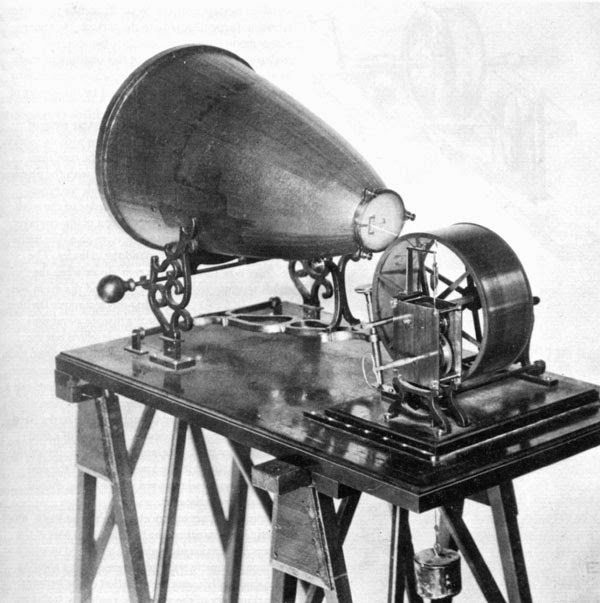 The Glass Character: FOUND! First sound recording: FROM 1552!