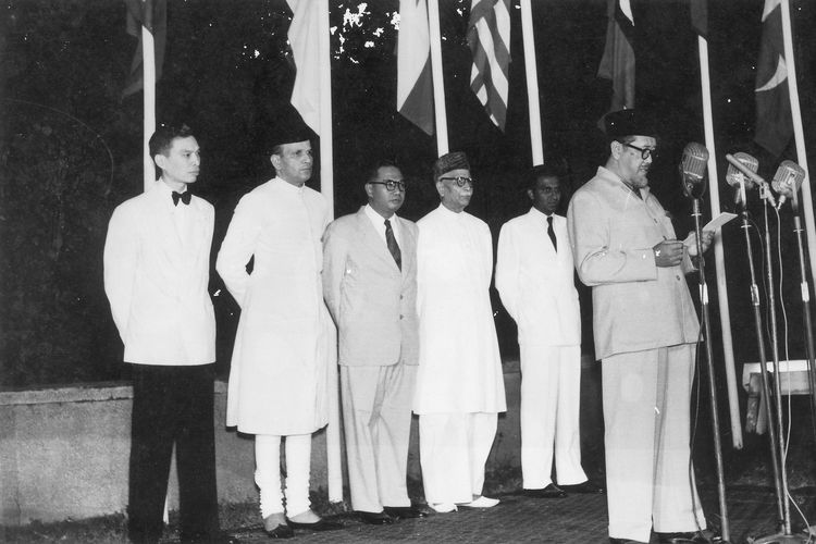 Peran Indonesia dalam Pelaksanaan Konferensi Asia Afrika (KAA) 1955 ...