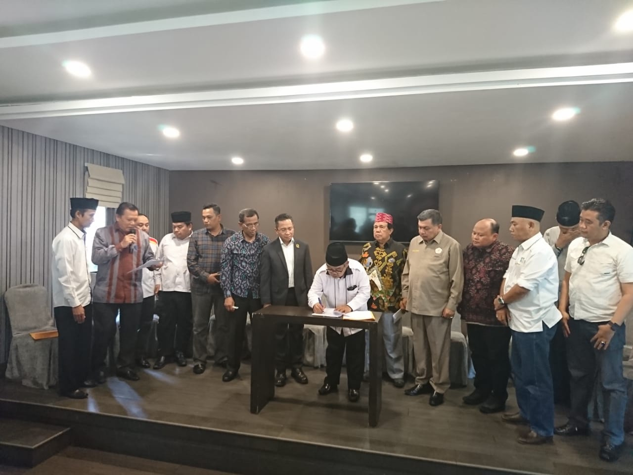 Tokoh Masyarakat di Lampung Serukan Indonesia Damai Tokoh Masyarakat di Lampung Serukan Indonesia Damai