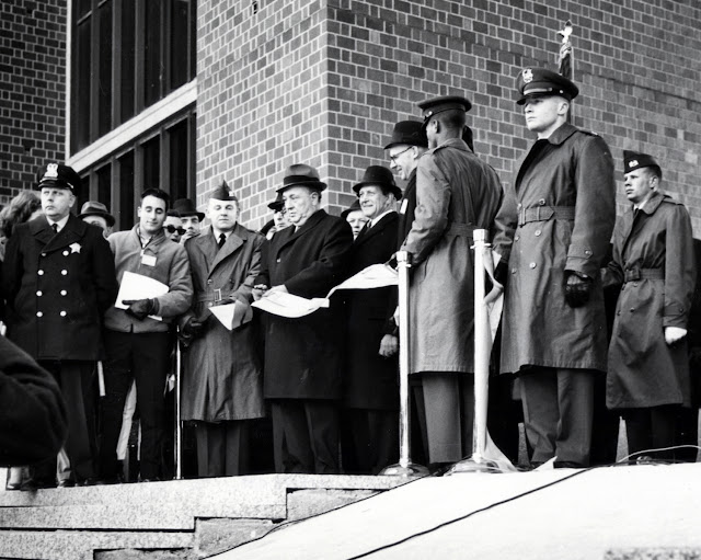 April 10, 1992 -- U. S. Steel South Works Turn Off the Lights ...