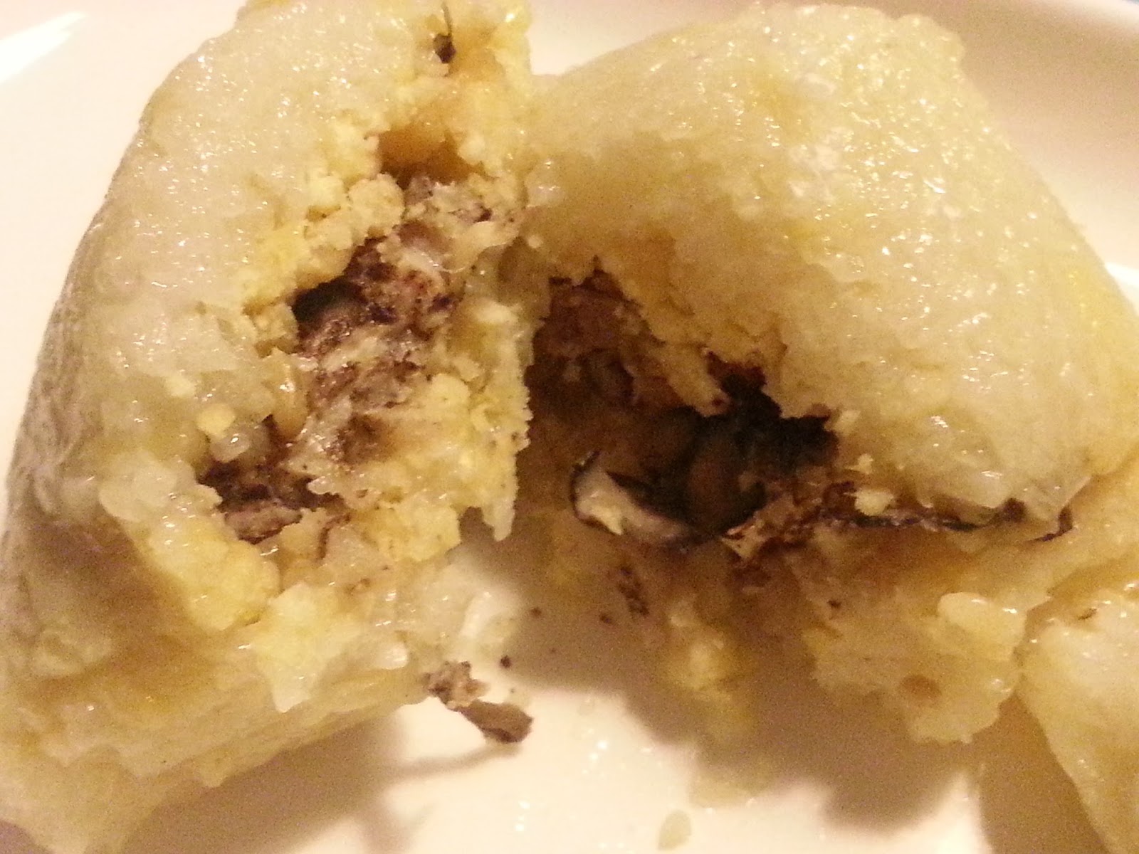 Pat's Kitchen Journal: Cantonese Sticky Dumpling (zoong)