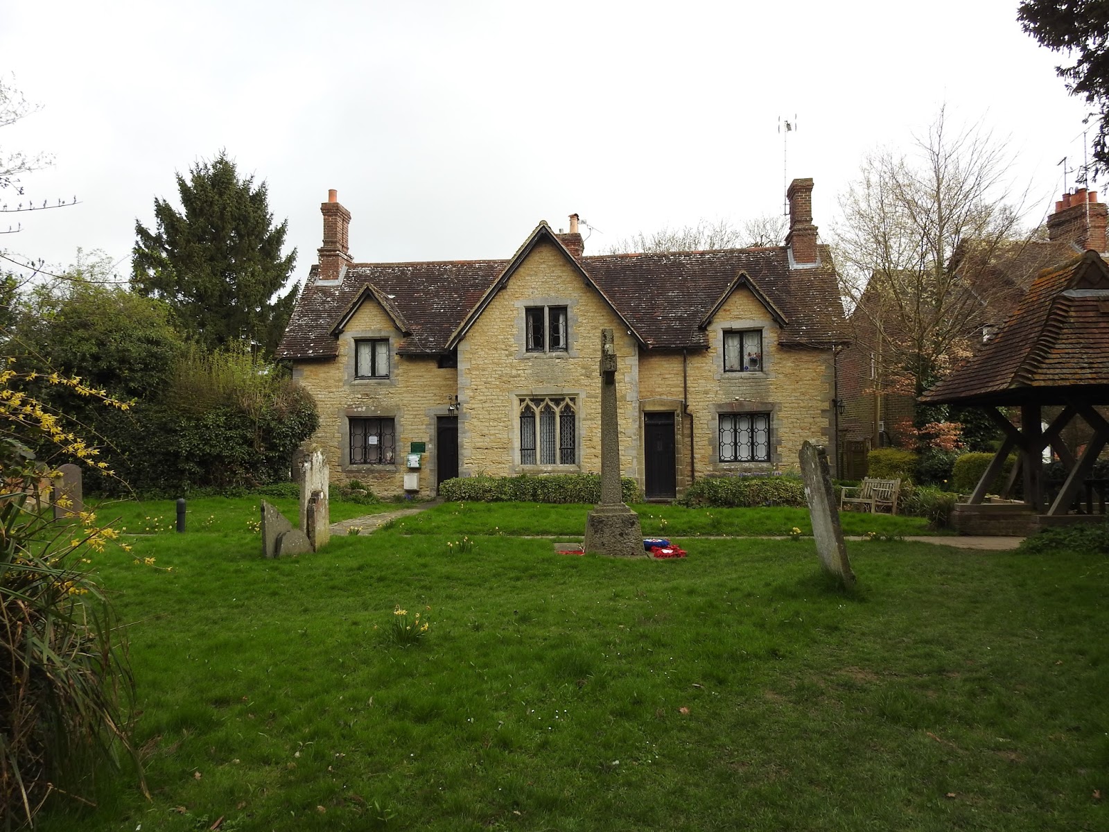 Crawley Old Town: SIX PICTURES: Church Cottage, Ifield