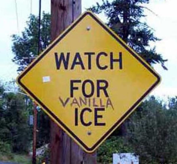 25 Signs Improved by Graffiti | Funny Signs