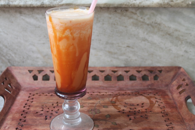 Butterscotch Milkshake Recipe - Yummy Tummy
