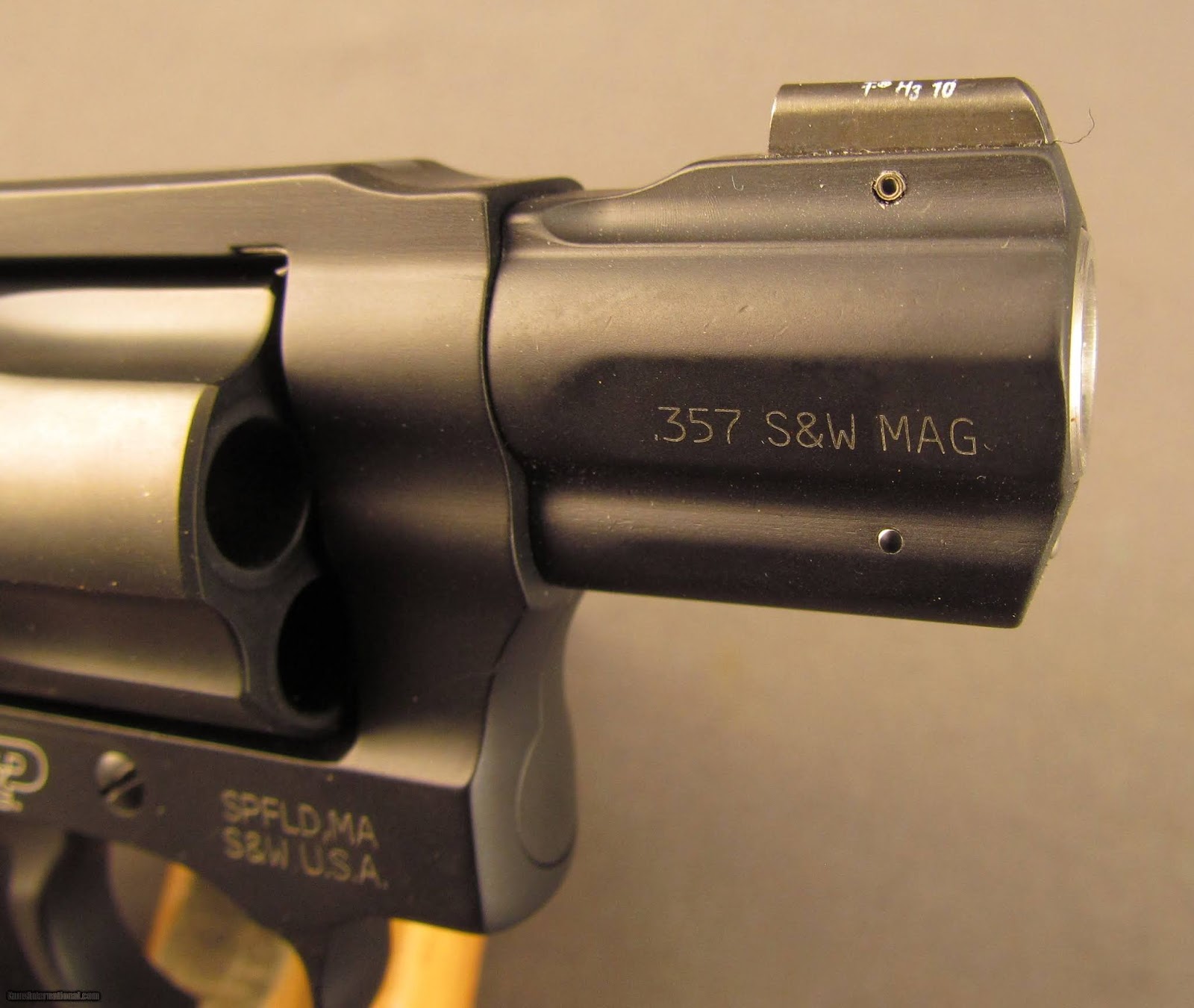 ลูกโม่ .357 นกใน S&W MP340 | gunstory