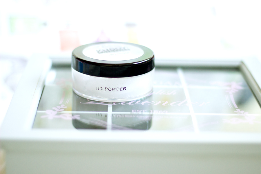 FashStyleLiv: Kuddy Cosmetics HD Powder Review