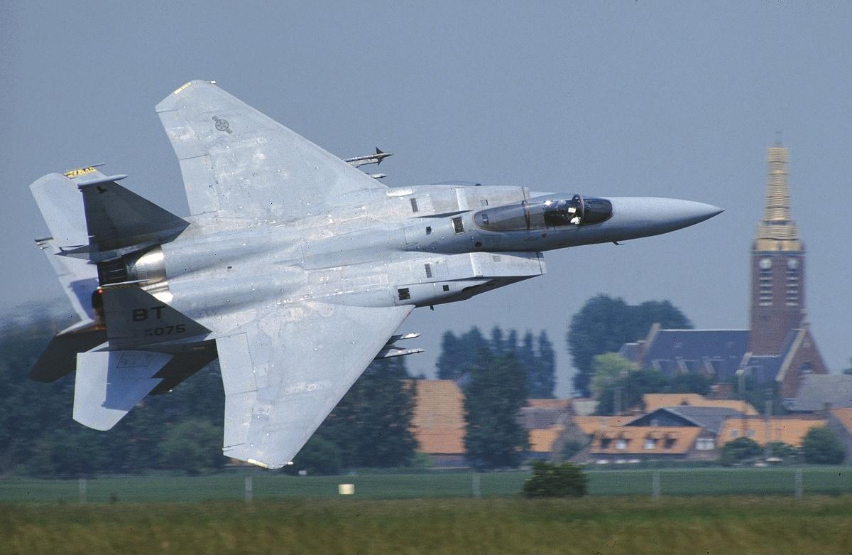 the man cave: The McDonnell Douglas F-15 Eagle