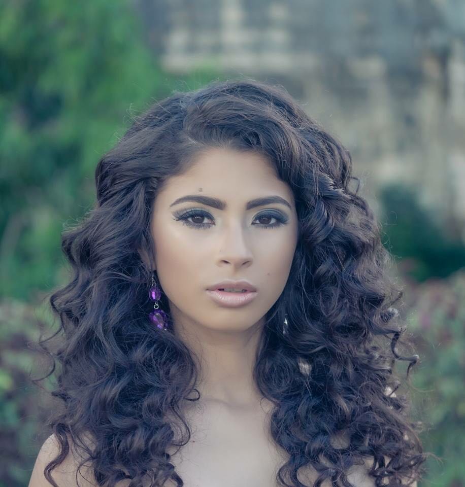 Hablemos de ALEXA - Fox Model Magazine RD