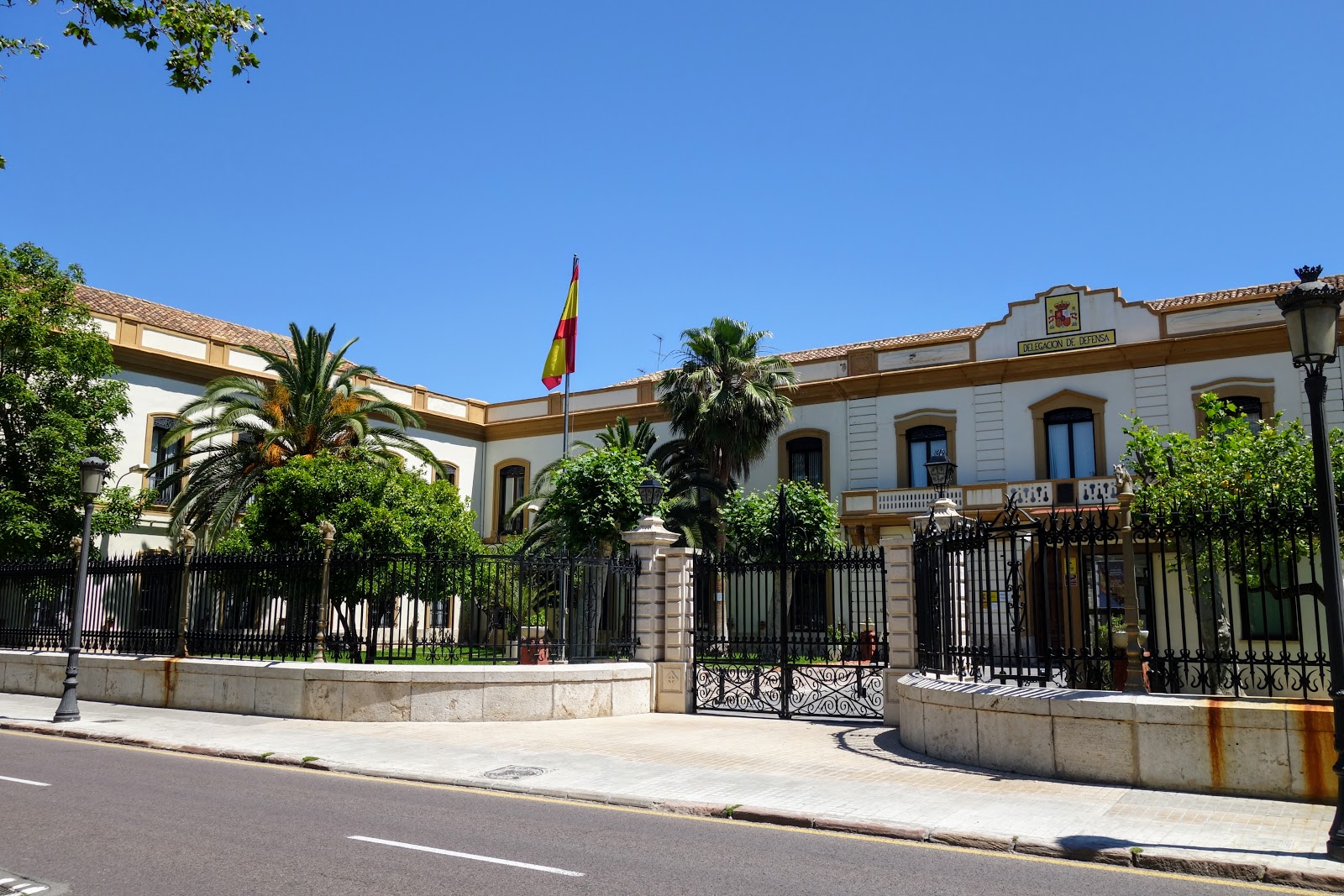 Los cuarteles de la Alameda, Valencia