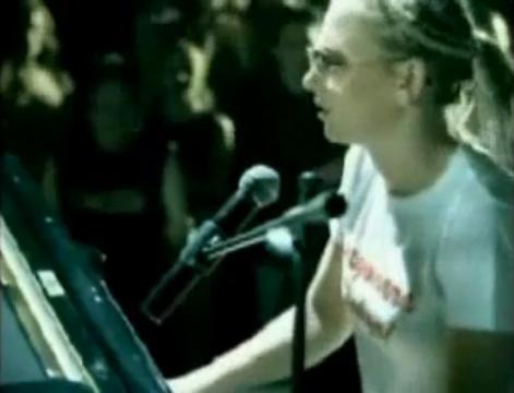 LO MEJOR DE LA MUSICA: Lo mejor de la musica Abril Mayo y Junio 2003