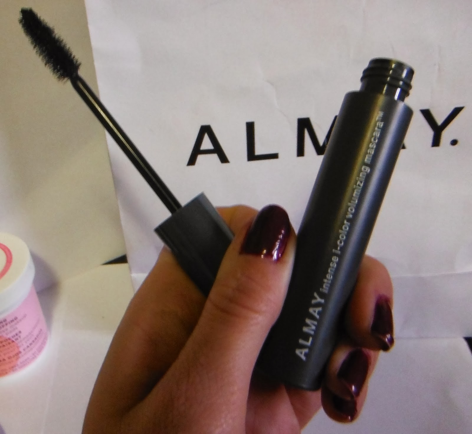 The Purple Scarf: Beauty: Almay's Subtle Pretty!