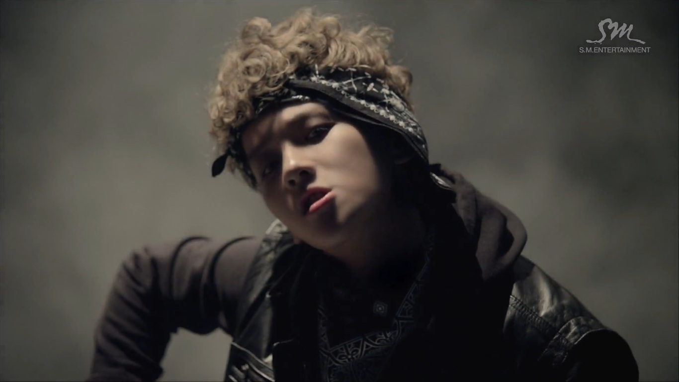 Star The World: Exo wolf teaser