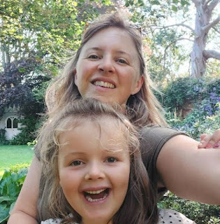 Is Wendy Hurrell Married? Her Bio, Net Worth, Salary, Husband, Daughter ...