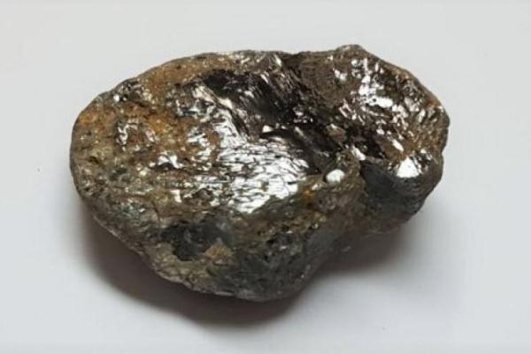 +100 carat diamond recovered at Lulo