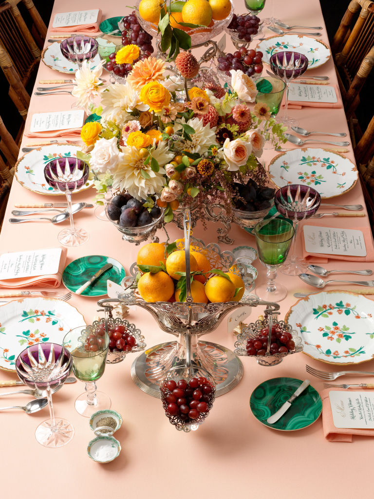 Aesthetic Oiseau: Peachy Plum Table