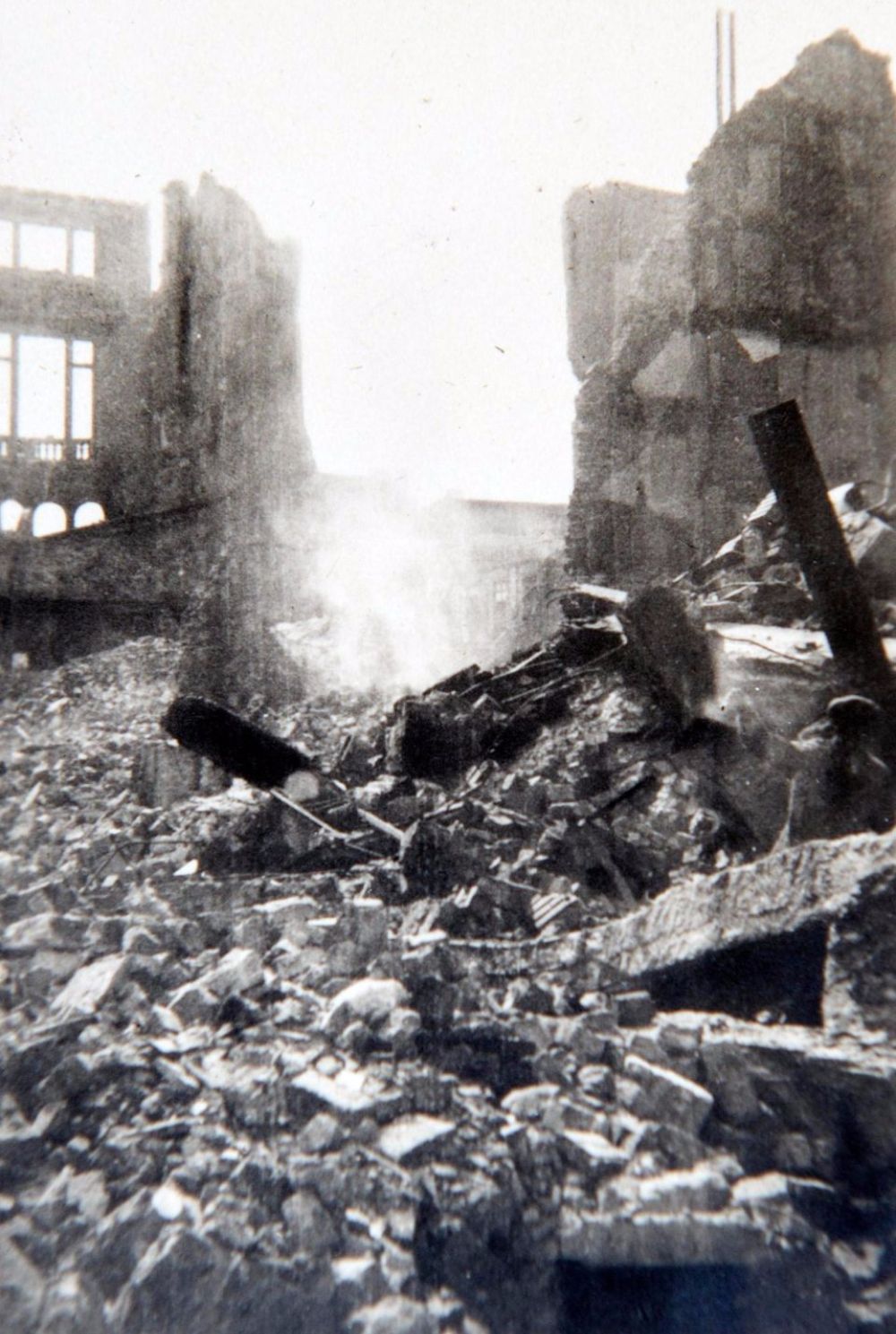 19 Haunting Photographs Capture the Devastation After the Dunkirk ...