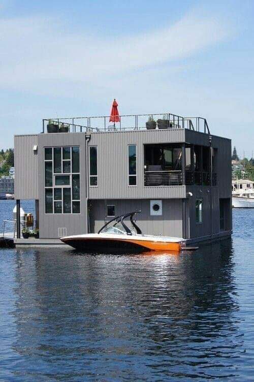 Floating house